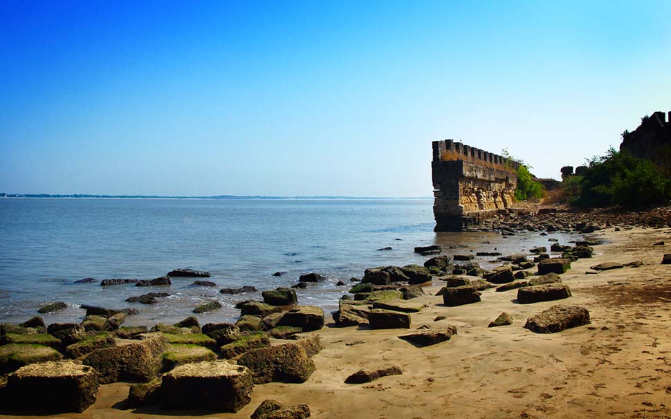 How to reach Daman and Diu : Namaste! | Gozo cabs journey across India